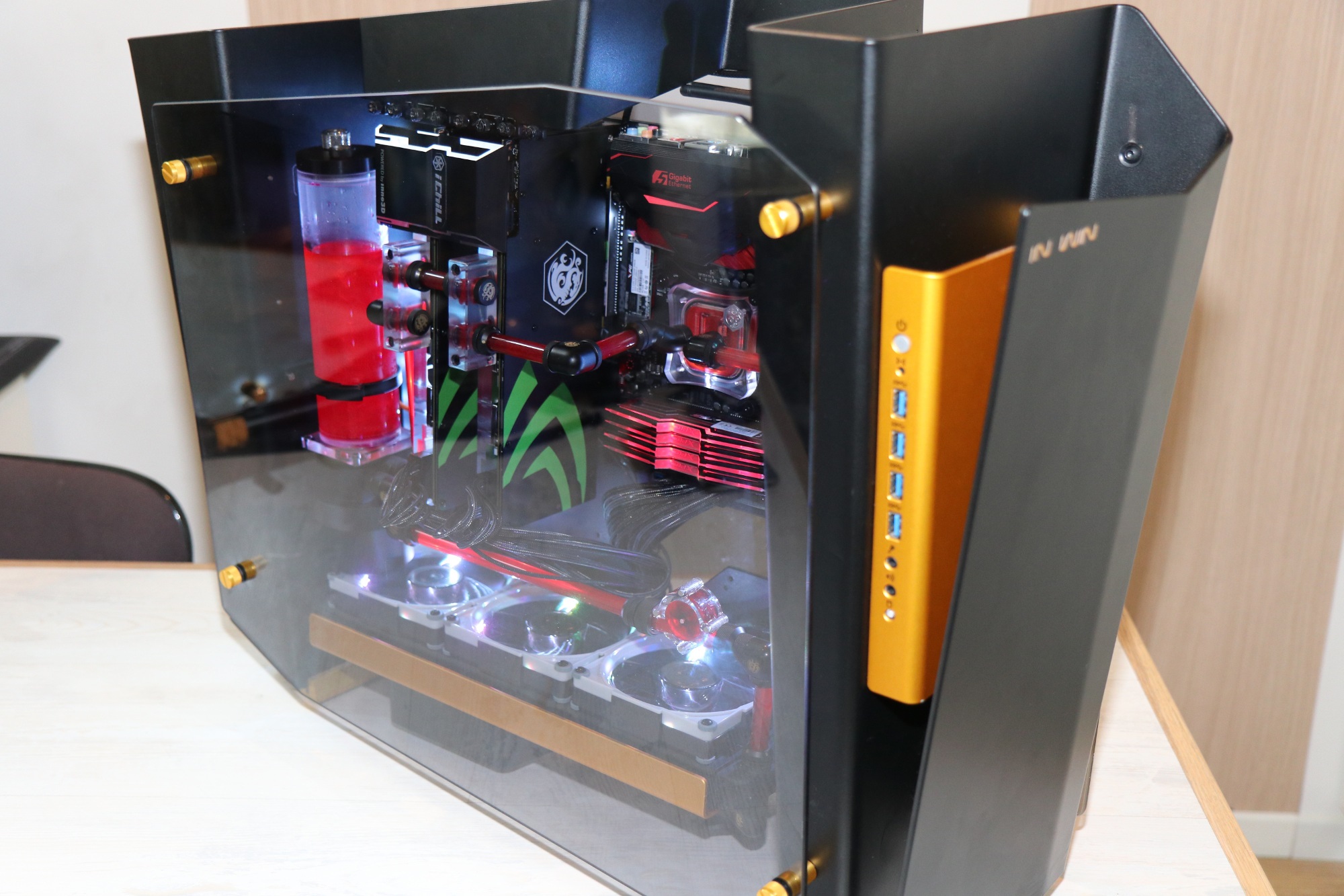 In Win S-Frame Project - Build by HW Legend - HW Legend